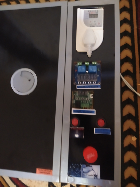 Inkubator 100 talik aftomat