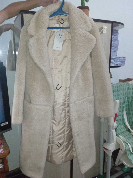 Продаётся новая шуба.