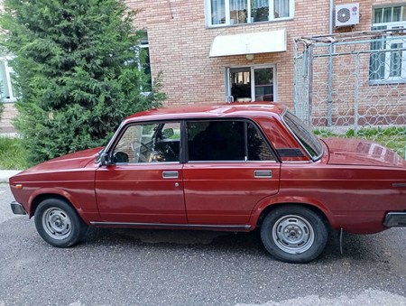 Продам Ваз 2105 двигатель 05