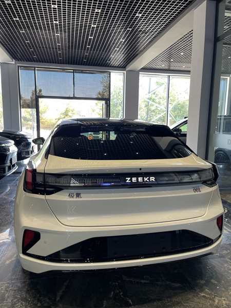 Zeekr 001 Z Sport 2024 Restyling
