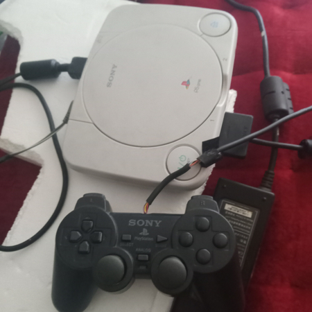 Playstation one Продайотса