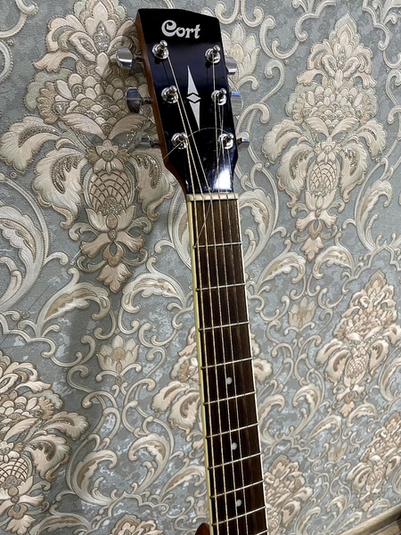Gitara Cord acustik (41) sotiladi