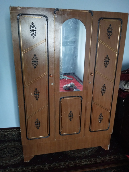 Shpaner ikki qanot oynali