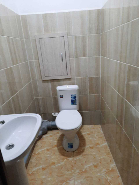 Yangi Hayot tumani 9 hudud 1 etaj 52 kv yo'lni yuzi