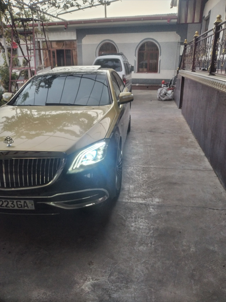 Mers Maybach sotiladi