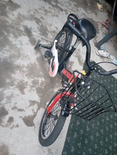 Velosiped 6 - 7-8 yosh bolalar uchun . Razmeri 26