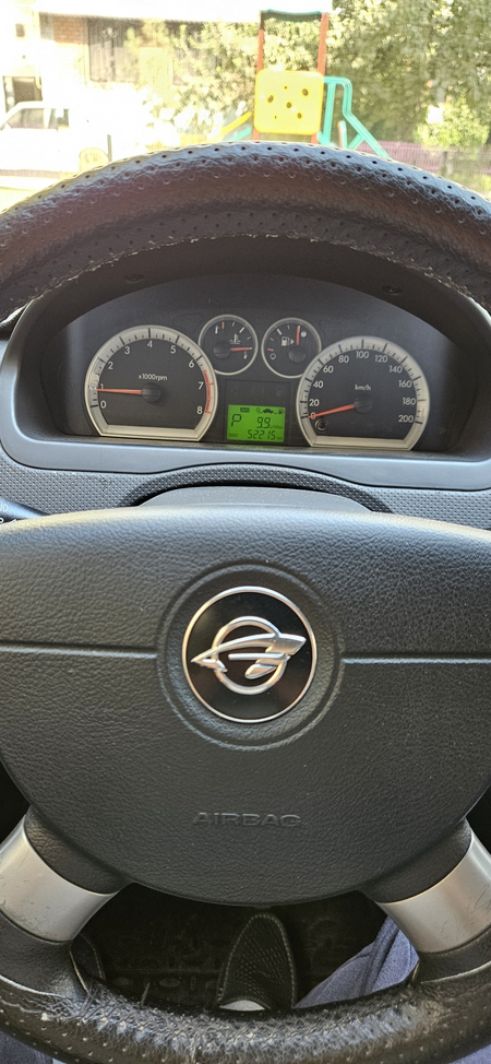 Продаётся авто Ravon R3 автомат