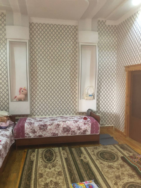 Uzbekistaskiydai tayyor biznesi bilan birga hovli yangi imorat !!!