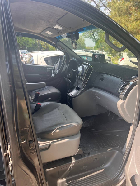 Продается минивэн Hyundai Starex