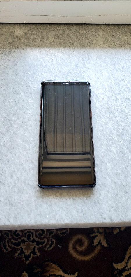 Samsung not 8 .6ga 256 .sotiladi