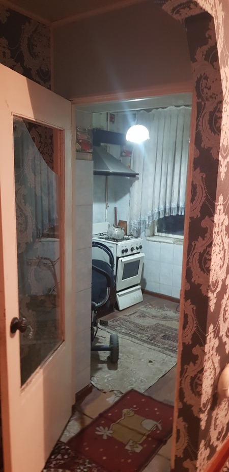 Quvasoyda 2 xonalik kv sotiladi kollej oldida