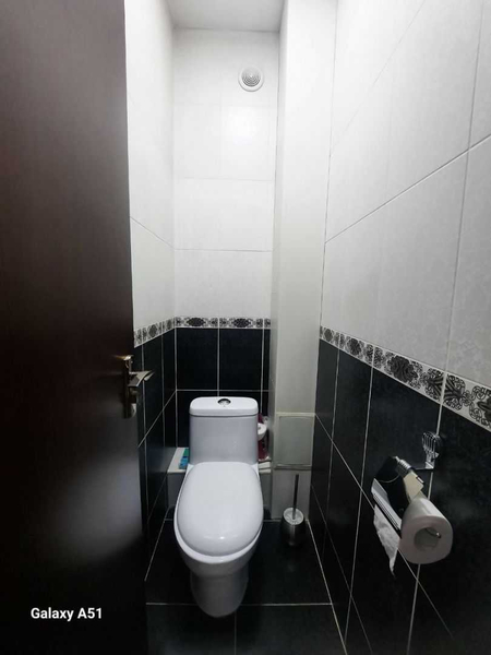Продаётся квартиры 2/5/9 на Юнусабадском районе ул. АТемура, 1 (J2390)