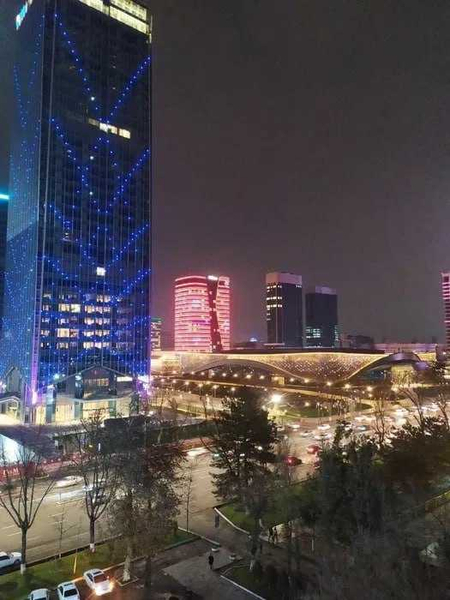 Продаётся!  Дружба Народов  .3/7/9.  монолит  85 м²
