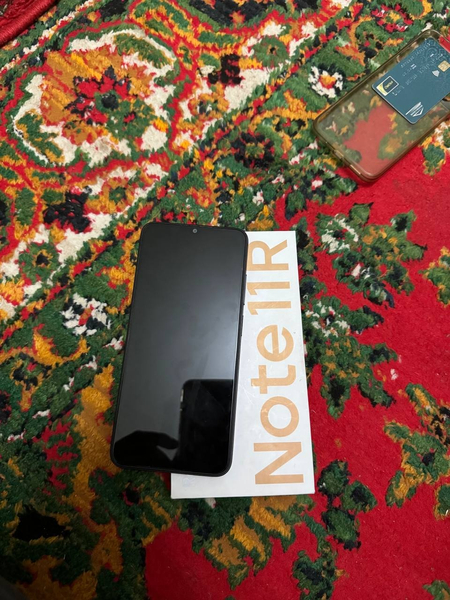 Srochna sotiladi redmi