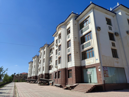 Uy sotiladi 103m² yand birlamchi qilib beriladi