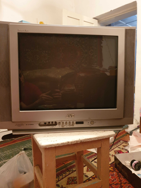 Телевизор JVC. В рабочем состоянии.