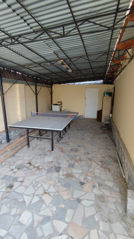Dacha sotiladi xamma sharoiti bor chirchiqda