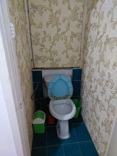 Продаю 2 ком квартира на 3 этаже 4 этажного дома.Авиосозлар 4