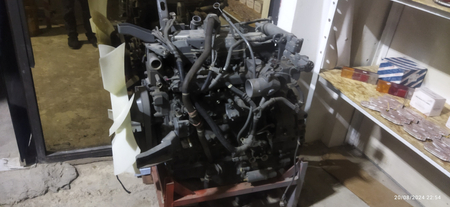 Ekskavator matori Isizu. GI-4HK1XKSC-06