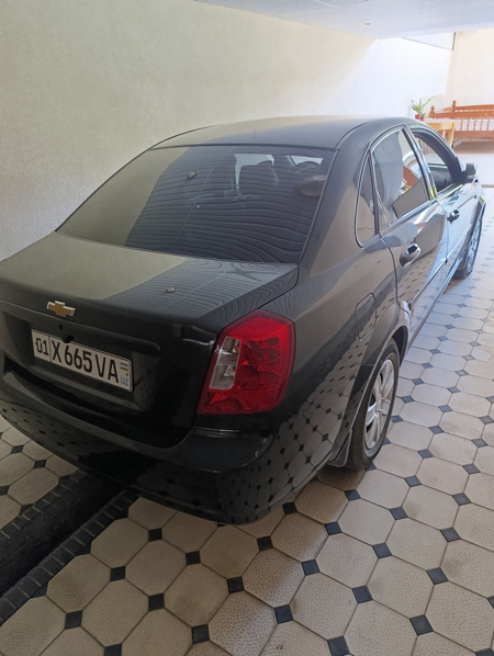 Автомобиль Gentra