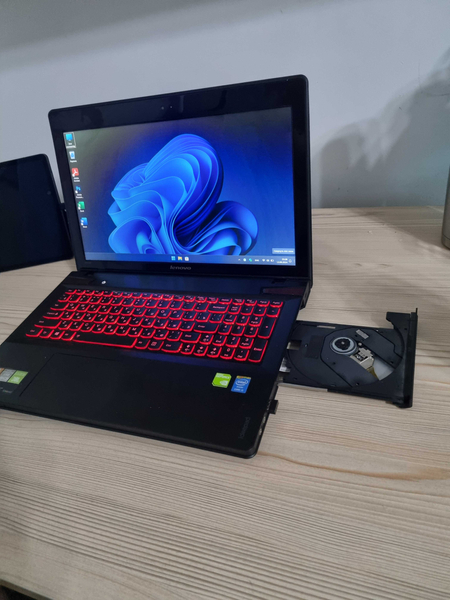 Ноутбук Lenovo IdeaPad Y510P