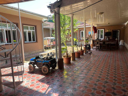 Uchtepa tumanida xovli sotiladi. Nosirbek