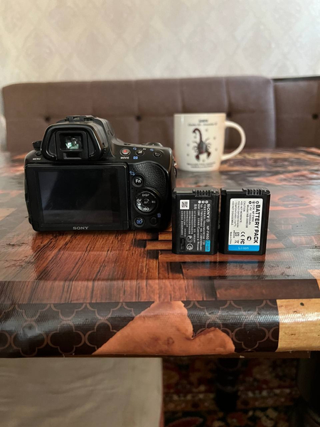 Foto/video camera sony alpha 37