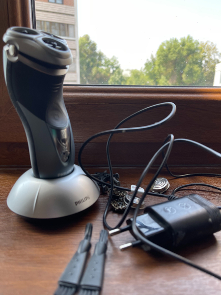 Бритва электрическая Philips