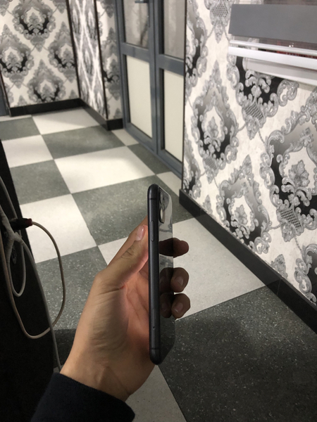 iPhone 11 64 gb Qora rangidan