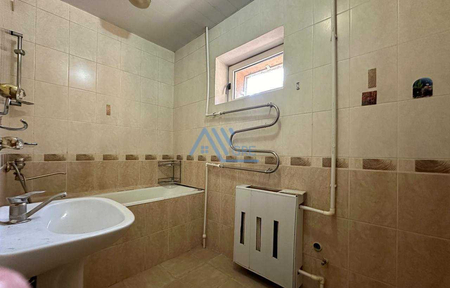 Спец план ! Садыка Азимова,рядом Японское посольство 127м², 4\2\5