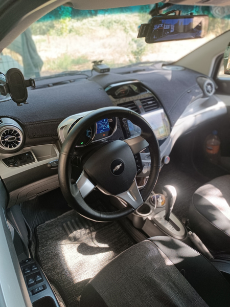 Продам Спарк 4 поз автомат плюс
