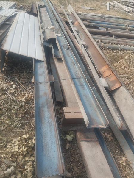 Metallom metal chugun xar hil toʻrdagi temirlarn olamiz. Metalom