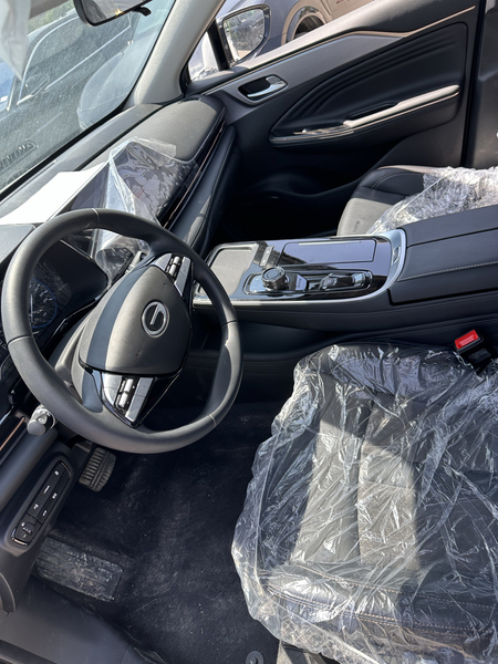 BYD Yuan up фул с допопциями