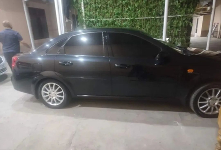 Lasetti optra Dubai