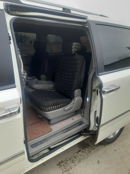 Продается КИА карнивал автомат 2006 г дизель