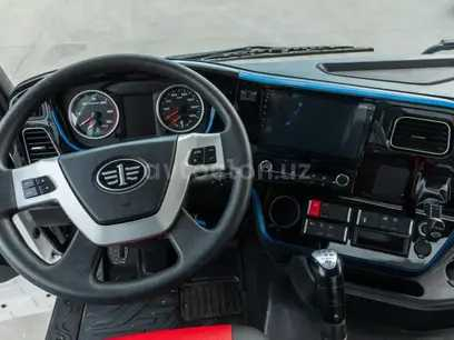 Автосамосвал FAW J5M (Дизель) yillik 10% halol nasiya penyalarsiz