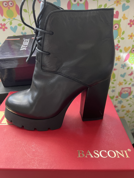 Женские утепленные ботинки Basconi
