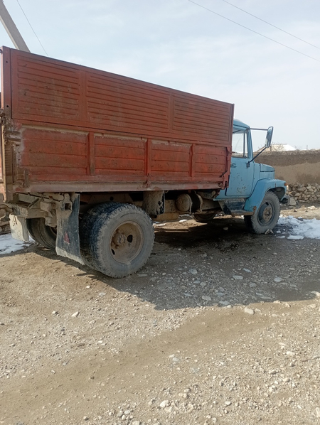 Moshina sotigladi газ 53 1992