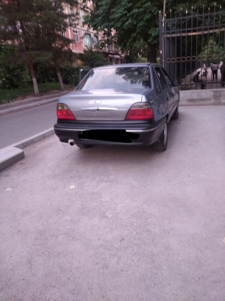 Nexia 1 CONC  1999-yilgi moshina gaz metan