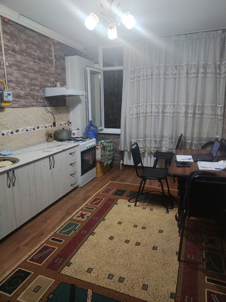 Сергили чоштепа метрони биринчи бекати 1 хона 1этаж 46м