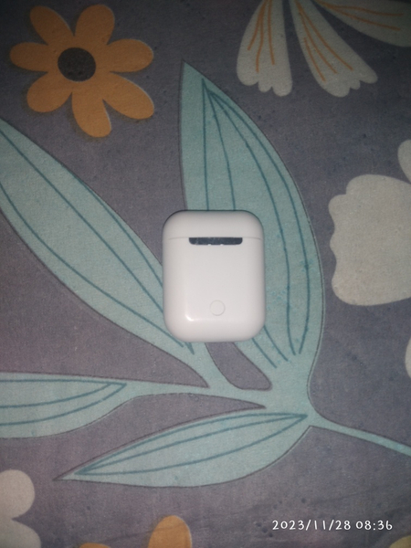 Air pods i18.       .