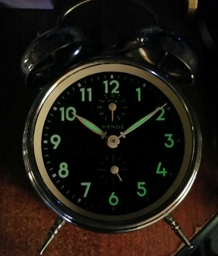 Продам будильник KIENZLE