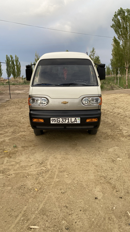 Damas satiladi kelsimli baxada !!