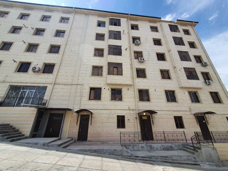 Срочно! Продается 2х ком. кв-а на цокольном этаже 90 кв.м с ремонтом!