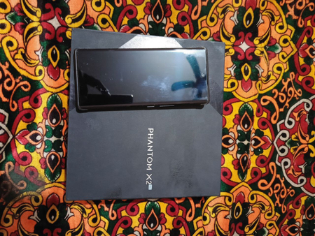 Tecno phantom x2 5G telefon flagman