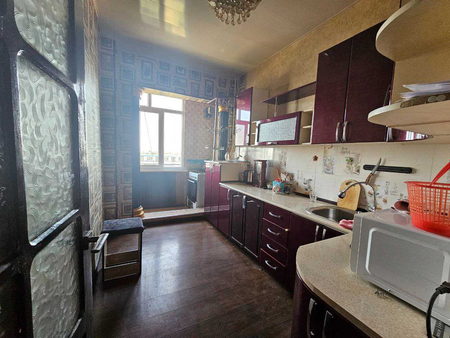 Срочно продам 3х ком квартиру на куйлюке 4 ор-р метро Киет &