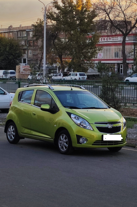 Продается, Спарк 2014 года
