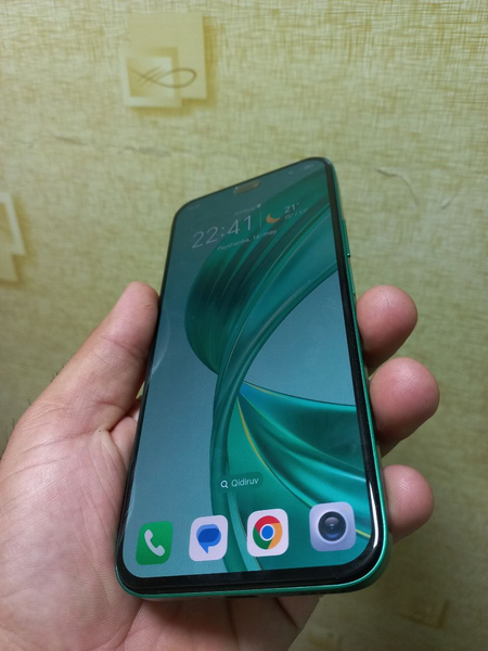 honor x 8 b obmem yoki sotiladi 8 ga 256 talik yap yangiv1 kun buldi