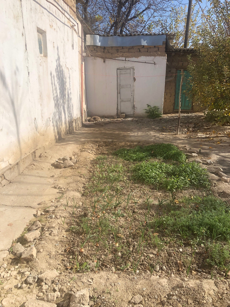 Продаётся двух этажный дом военный городок
