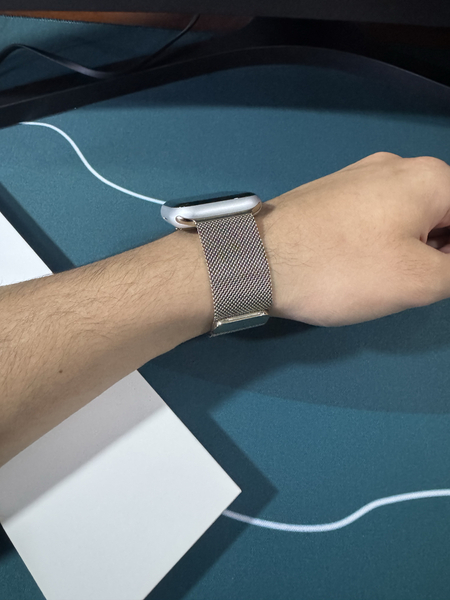 Apple Watch Series 9, 45 мм silver gold